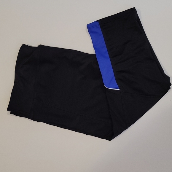 Energy Zone | Pants & Jumpsuits | Energy Zone Workout Capri Pants ...